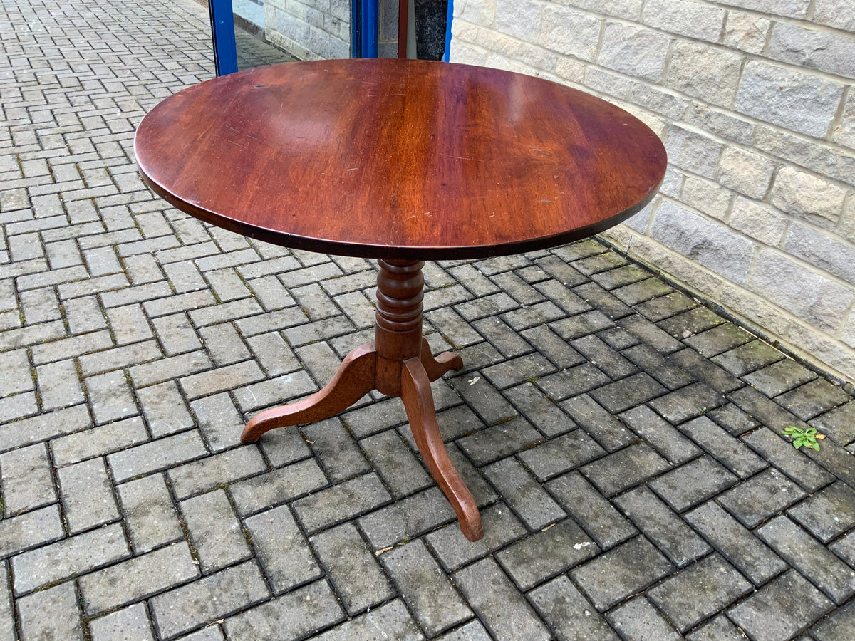 Antique English Mahogany Round Tilt Top Table – Burford Antiques